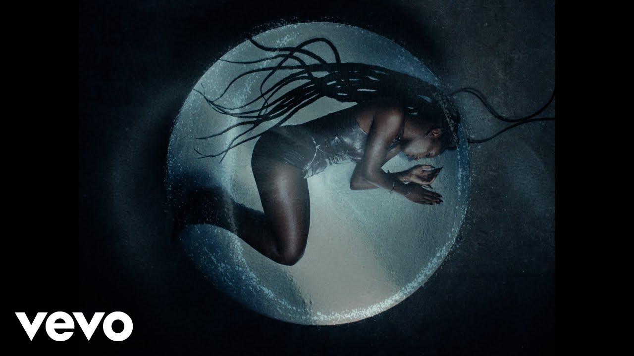 Ebony - RAGE (Clip officiel)