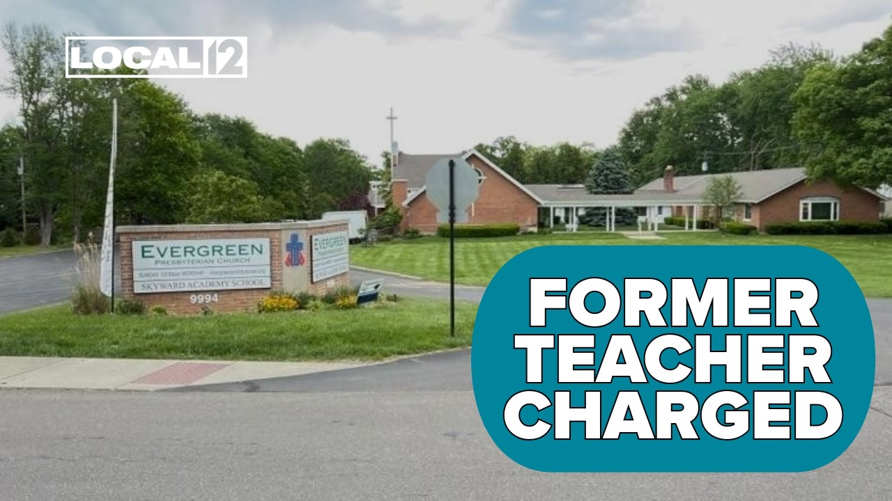 Teacher accused of inappropriate relationship with student