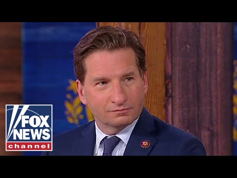 Democrat President Candidate Dean Phillips Might Just Shock the NH ...