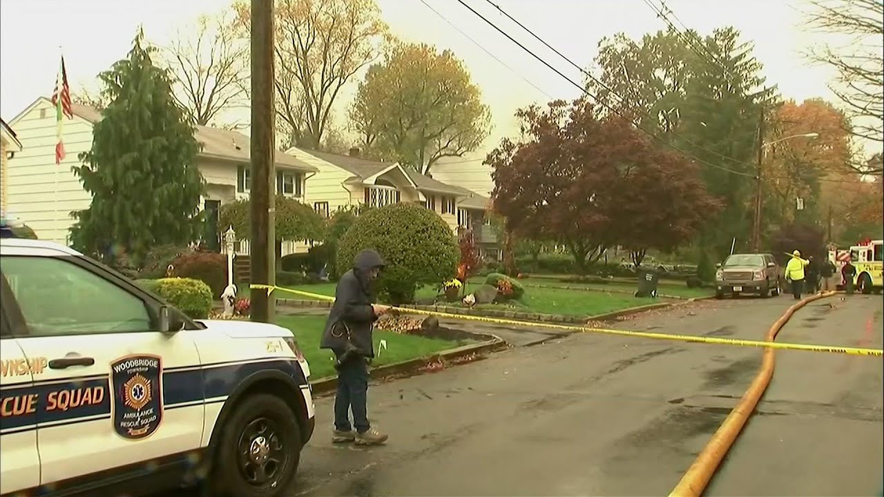 Small plane crashes into NJ home