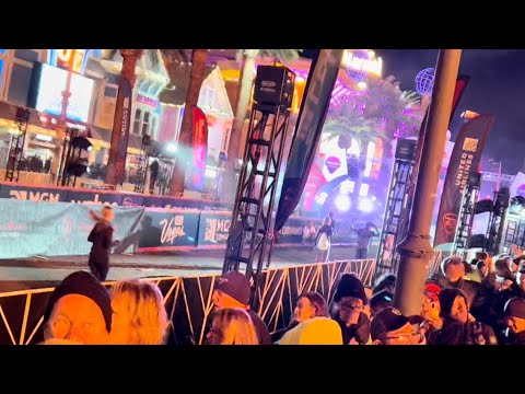 2023 Las Vegas Half Marathon Volcano Finish