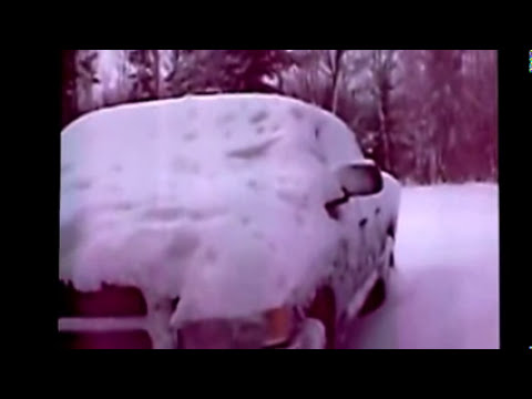 20" snow /12 hrs, 50mph winds, down to 14deg - Hibbing MN April 20, 2013