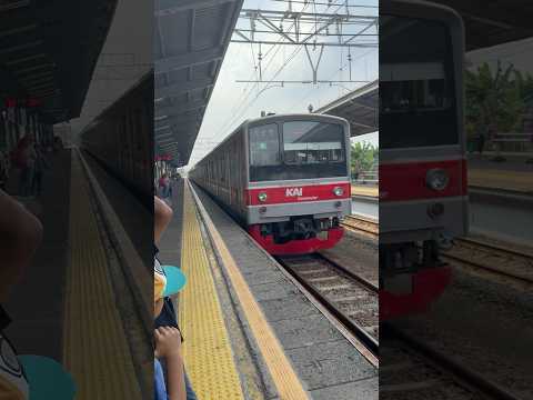 Paling enak naik KRL kalo ke Bogor, murah dan cepet gaes #keretaapi #commuterline #krl #jakartabogor