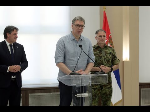 Вучић: Приоритет је да грађани буду заштићени, безбедни и сигурни