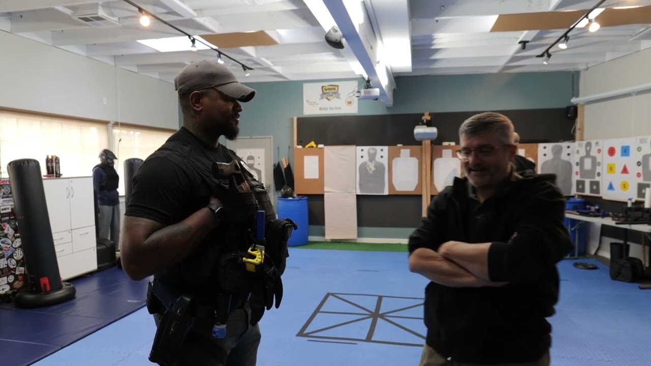 SECURITY GUARD TRAINING: DE-ESCALATION SCENARIO NUMBER 2