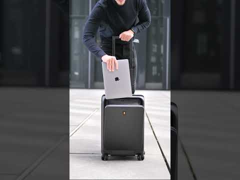 Perfect Travel Gear for Business! 💼 Road Runner Carry-On + Laptop Ready! #level8luggage