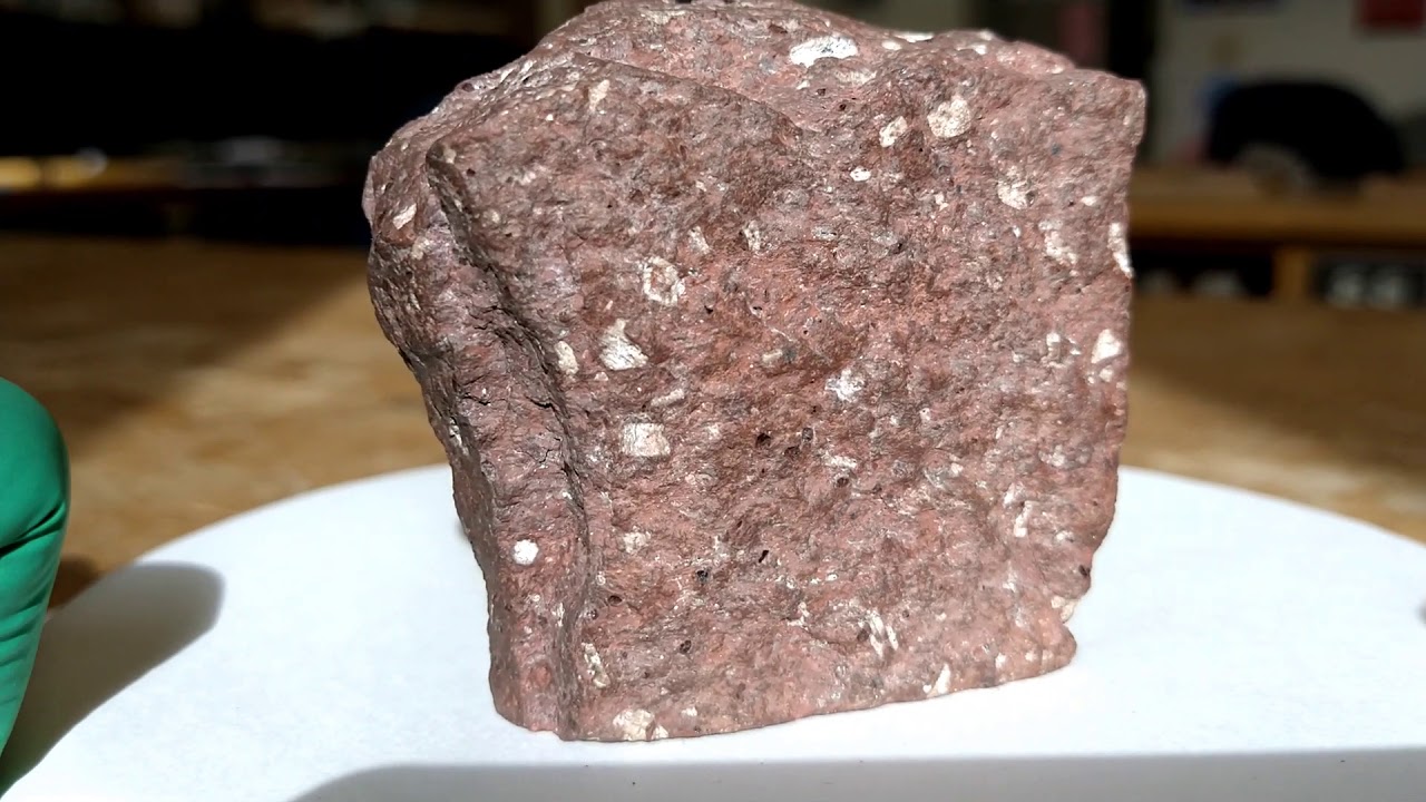 Lab5 Felsic Igneous rocks Handsamples