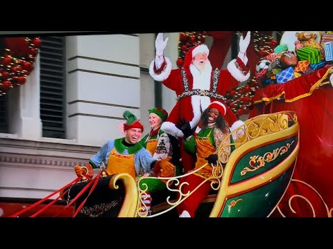 Santa Comes to Town at the Macyβs Thanksgiving Day Parade 2024