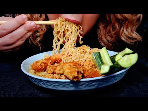 ASMR | EATING ASMR | INDOMIE NOODLES AND SPICY CHICKEN 😋