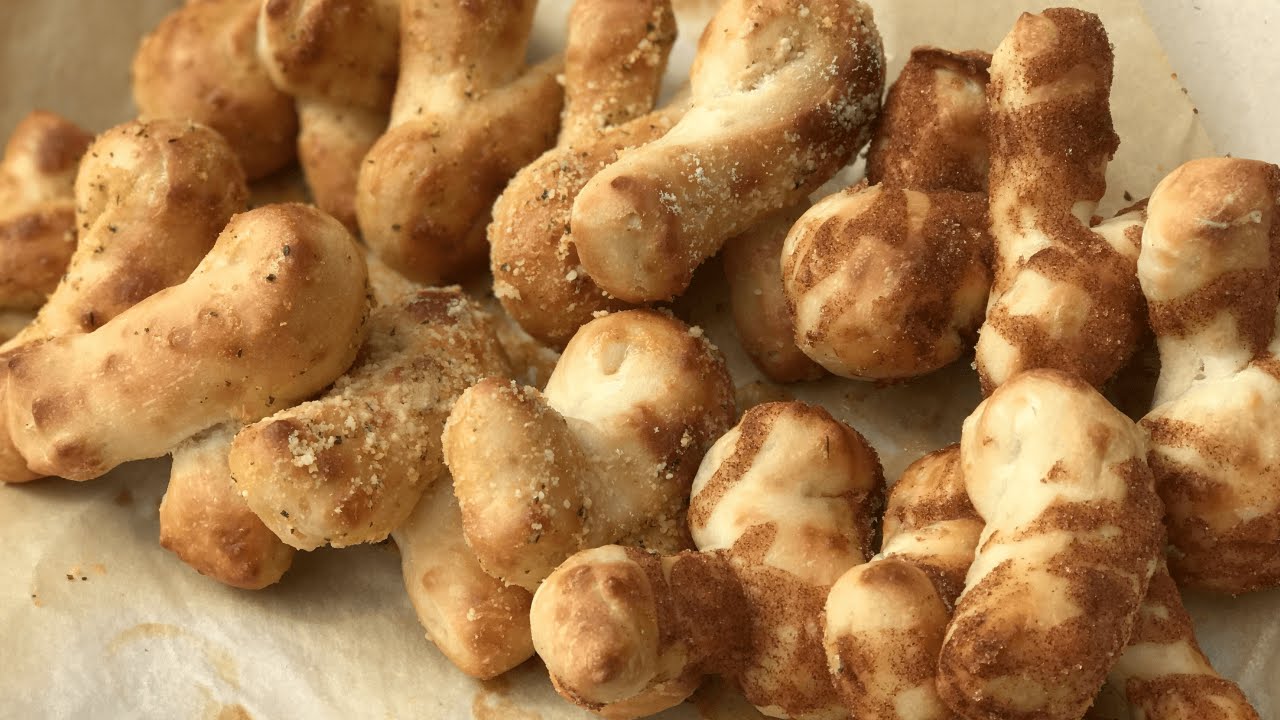 Domino's NEW Bread Twists - Cinnamon, Garlic & Parmesan