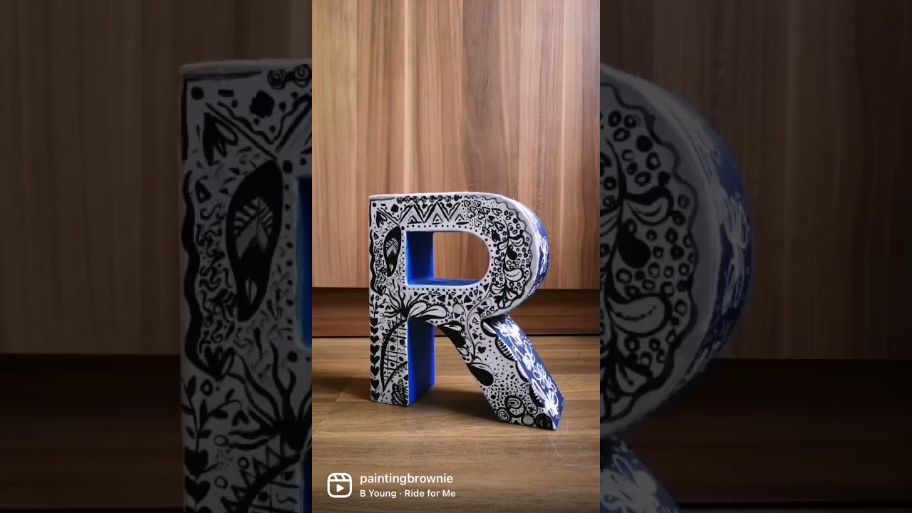 Handpainted 3D letter R ✨ #acrylicart