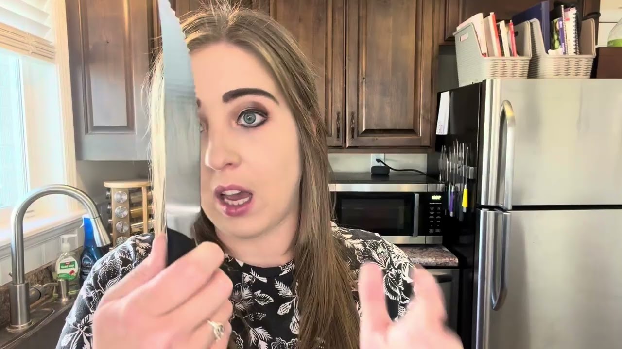 Honest Review: Amazon Basics 8-Piece Kitchen Steak Knives