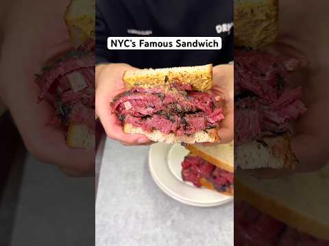 Trying the most famous sandwich in all of New York 📍 Katz’s Deli #nyc #foodie #sandwich