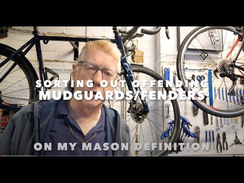 Sorting out the offending mudguards/fenders on my Mason Definition