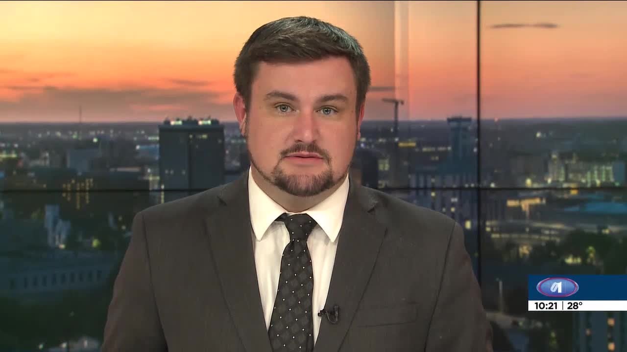 18-year-old arrested after reportedly stabbing another teen in central Lincoln, LPD says