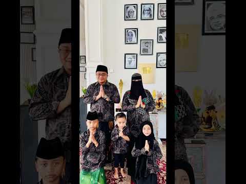 MINAL AIDIN WAKFAIZIN MOHON MA’AF LAHIR DAN BATIN