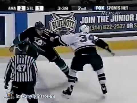 Kevin Sawyer vs. Reed Low, October 10, 2002 - Anaheim Ducks vs. St ...