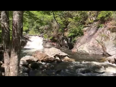 Quarry Falls – Easy Waterfall Hikes