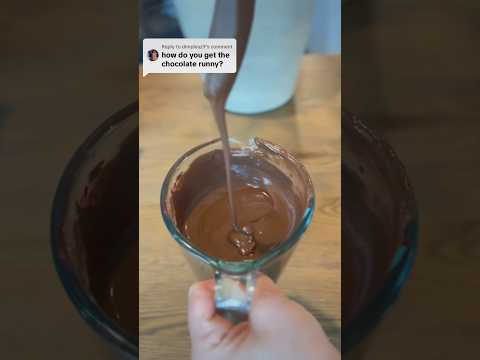 How I make my chocolate melt runny #viral #shorts #chocolatelover #chocolates #chocolatelovers