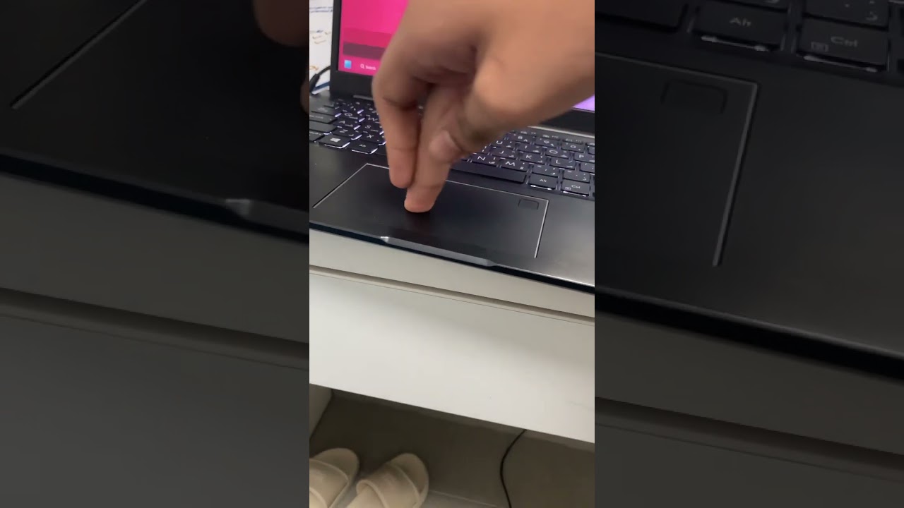 Drag clicking on a touchpad 😂 #shorts #dragclick #dragclicking #cps #speed #minercraft