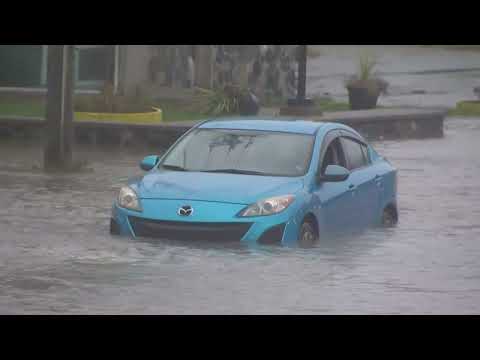 Hurricane Fiona update: Storm causes damage in Canada | Raw video