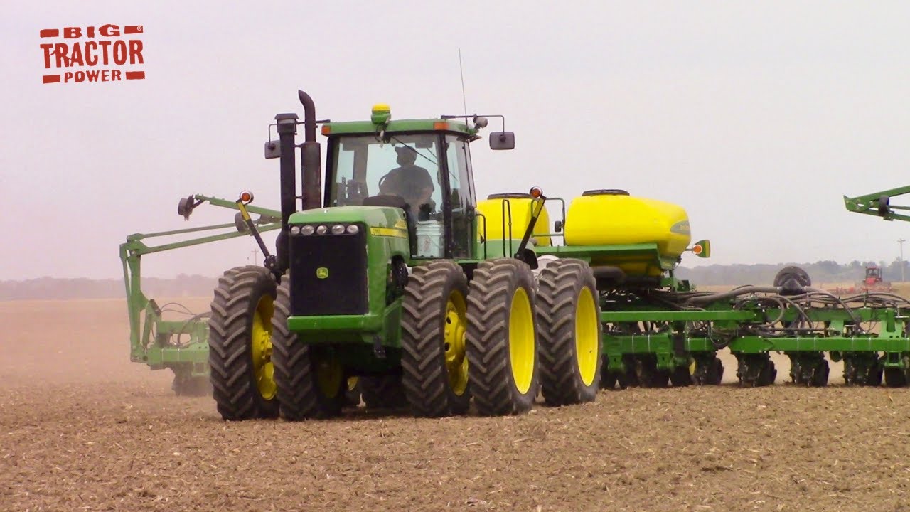 3 Big 4wd Tractors Plant Soybeans in the Same Field