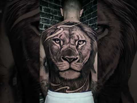 Gorgeous realistc lion fullback piece!Done by our Pro Team Artist IG @valentinorussotattoo