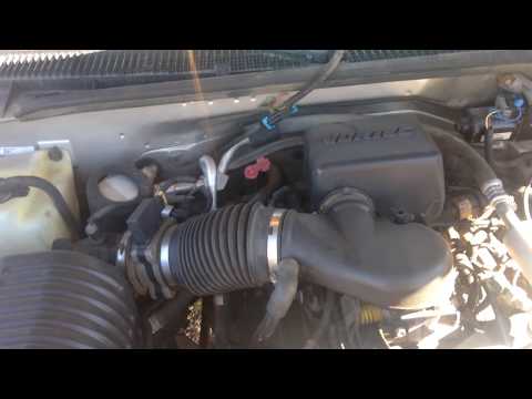 How to Check the Transmission Fluid on a 1999 Chevy Tahoe