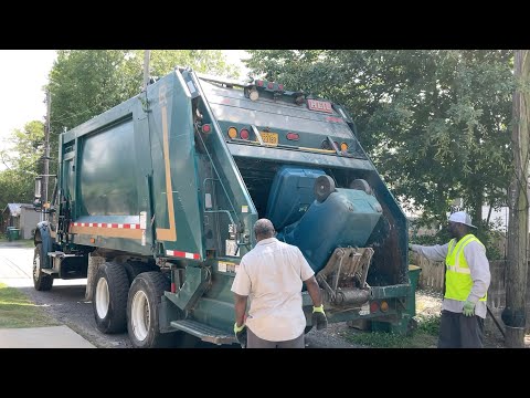 City of Little Rock 18F369 | Freightliner M2 106 Heil DuraPack 5000 Rear Loader Garbage Truck