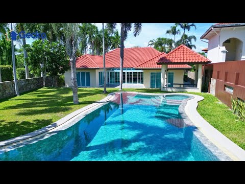 4 Bed House In Whispering Palms Pattaya For Sale 18,900,000 Baht