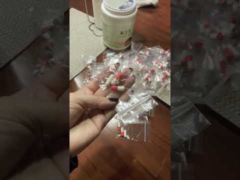Meta B de RELAXSLIM mostrando las cápsulas de los suplementos vs. Metabolic Vitamins #franksuarez