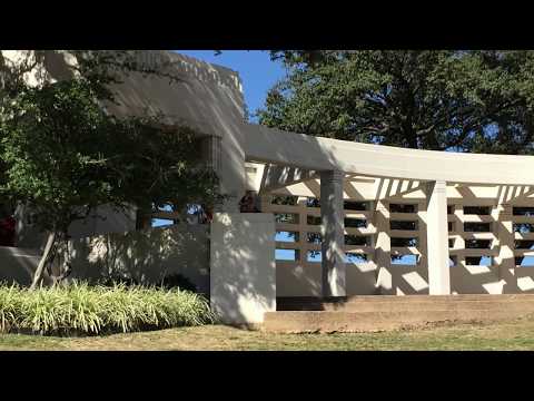 John F. Kennedy Assassination: The Grassy Knoll