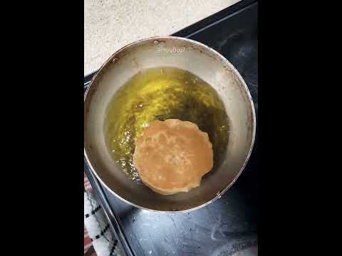 Soft & Delicious: Homemade Deep-Fried Indian Whole Wheat Bread with Olive Oil. #indianfood #bread