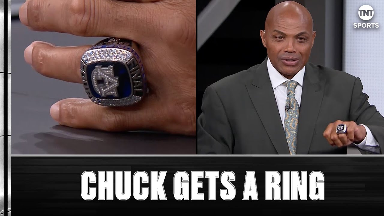Bruce Pearl Presented Chuck With An Auburn Final Four Ring 💍