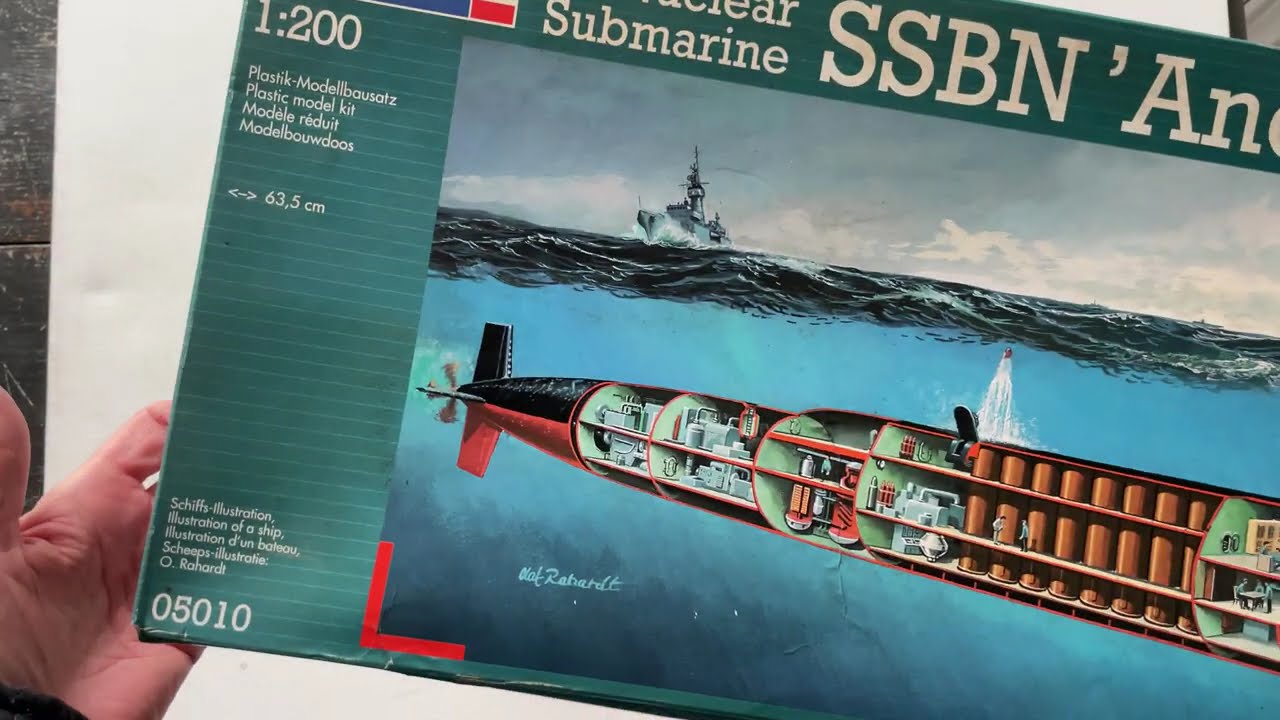 Revell Model Submarine Kit USS Andrew Jackson