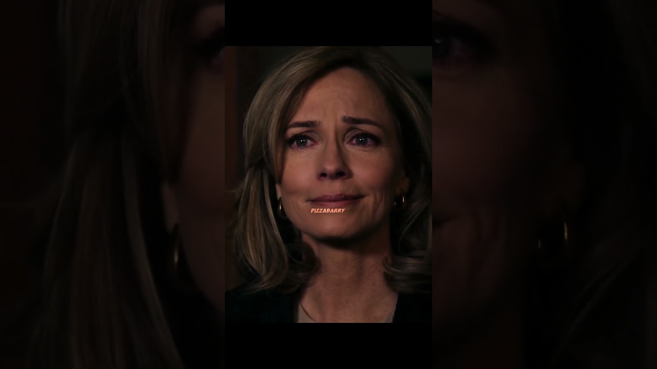 Oliver reunites with his mom #arrow #shorts