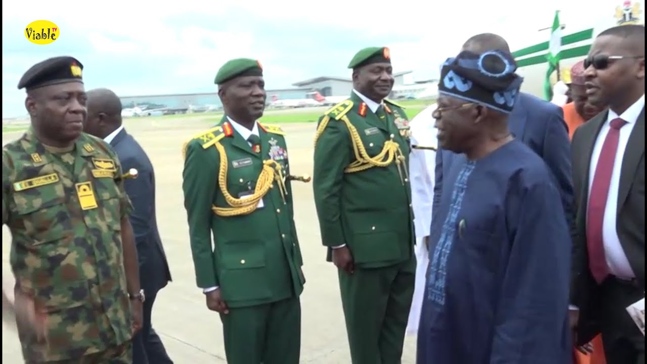 VIDEO!! President Tinubu Meets New Security Chiefs As He Arrives Abuja From Lagos
