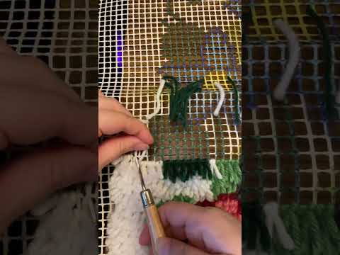 How to use a latch hook. #latchhook #latchhooktutorial #howto #howtolatchhook #tutorial