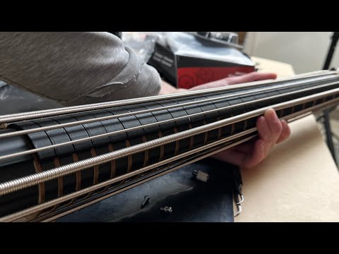 Here's How to Play That 360-degree Rotating Neck Guitar (Kind of ...