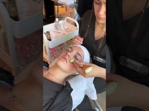 DITL of a esthetician student #facial #esthetics #massage #beautyschool #lucyseitz