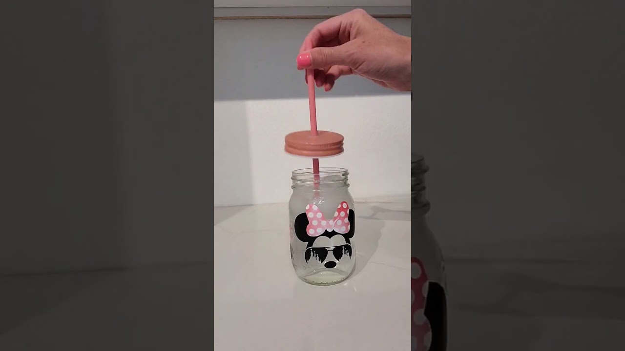 Minnie Mouse mason jar drinking glass! personalize  name|color changing cup|Disney glass gift #etsy