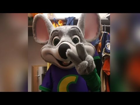 Getting into Chuck E Mascot | Speed Dressing