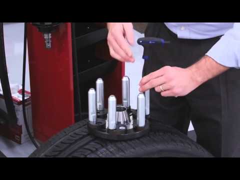 Hunter's Revolution Tire Changer - Flange Plate Operation
