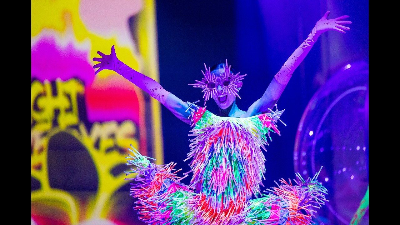 Introducing the 2026 WOW Show: GLO!