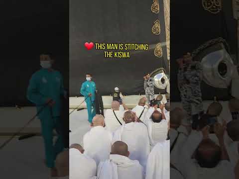 What is he doing... Ma sha Allah ❤️ 🕋