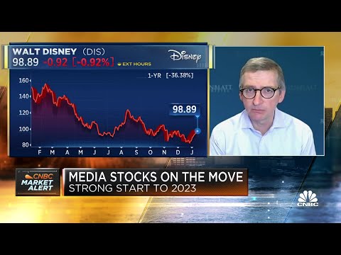 2023 is starting out better than feared for media companies, says Rosenblatt's Barton Crockett