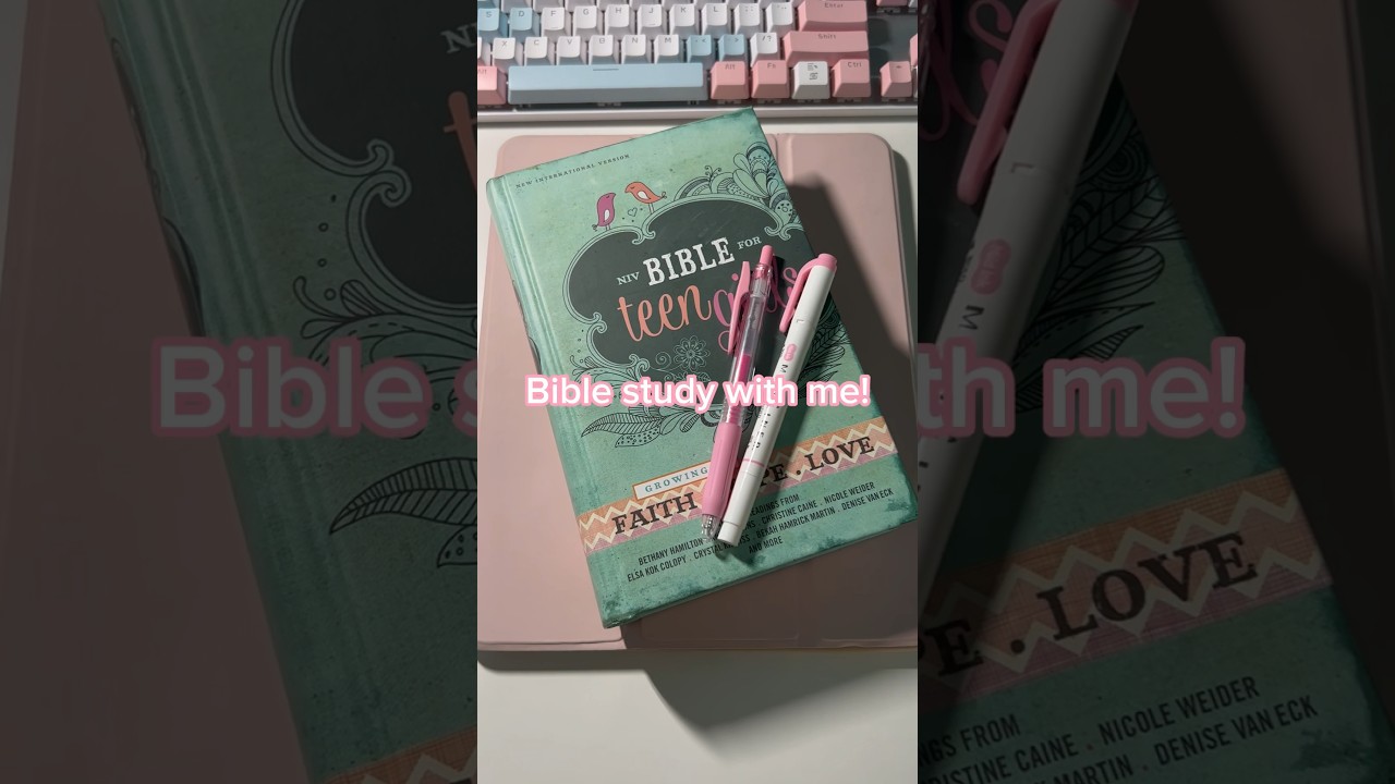 ✨Bible study✨ with me! #study #biblestudy #aesthetic #asmr #nivbible #teen