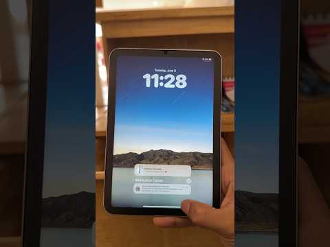 iPadOS 17 brings back Original iPad Wallpaper!