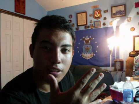 whats an otaku :/