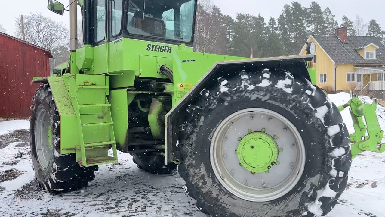 Traktor Steiger Cougar III ST250, Uppsala, Klaravik auktione